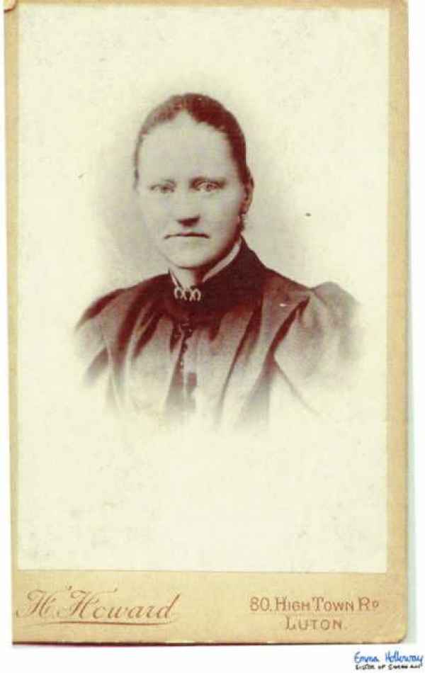 Emma Sills (820) | Rectory Lane Cemetery, Berkhamsted